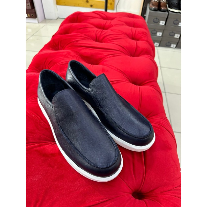 Navy blue leather cupsole sneakers Size 42